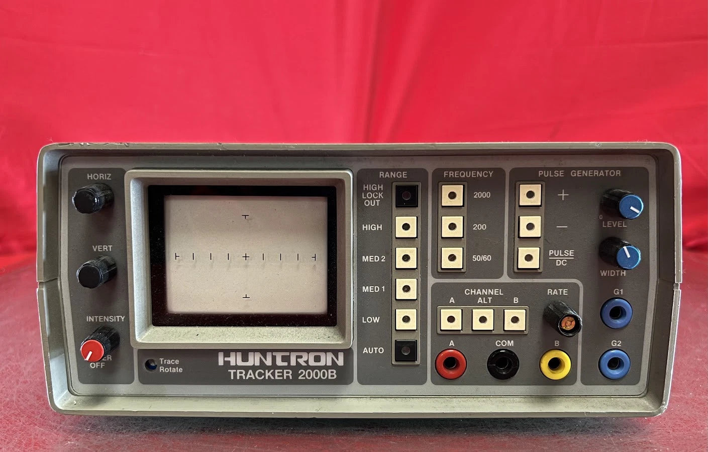 Huntron 2000B Tracker: Circuit Analyzer & Component Tester – XG eqpt